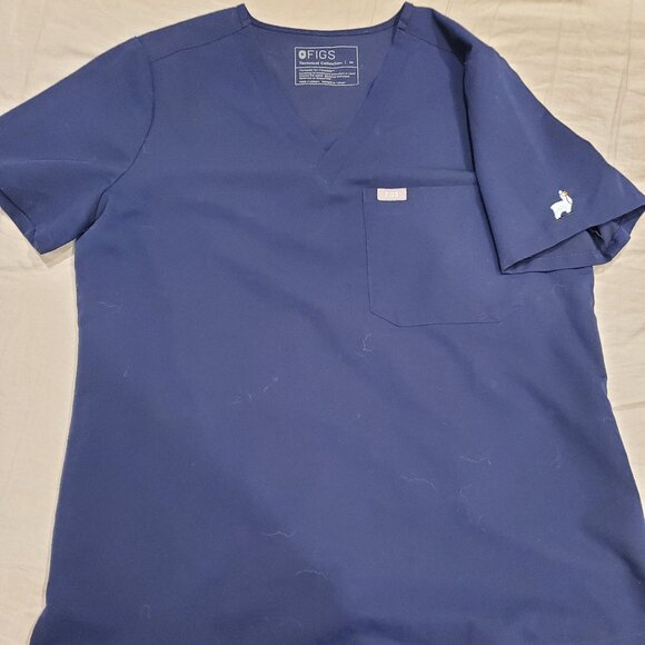 Figs | Tops | Figs Catarina Onepocket Scrub Top With Llama Embroidery ...